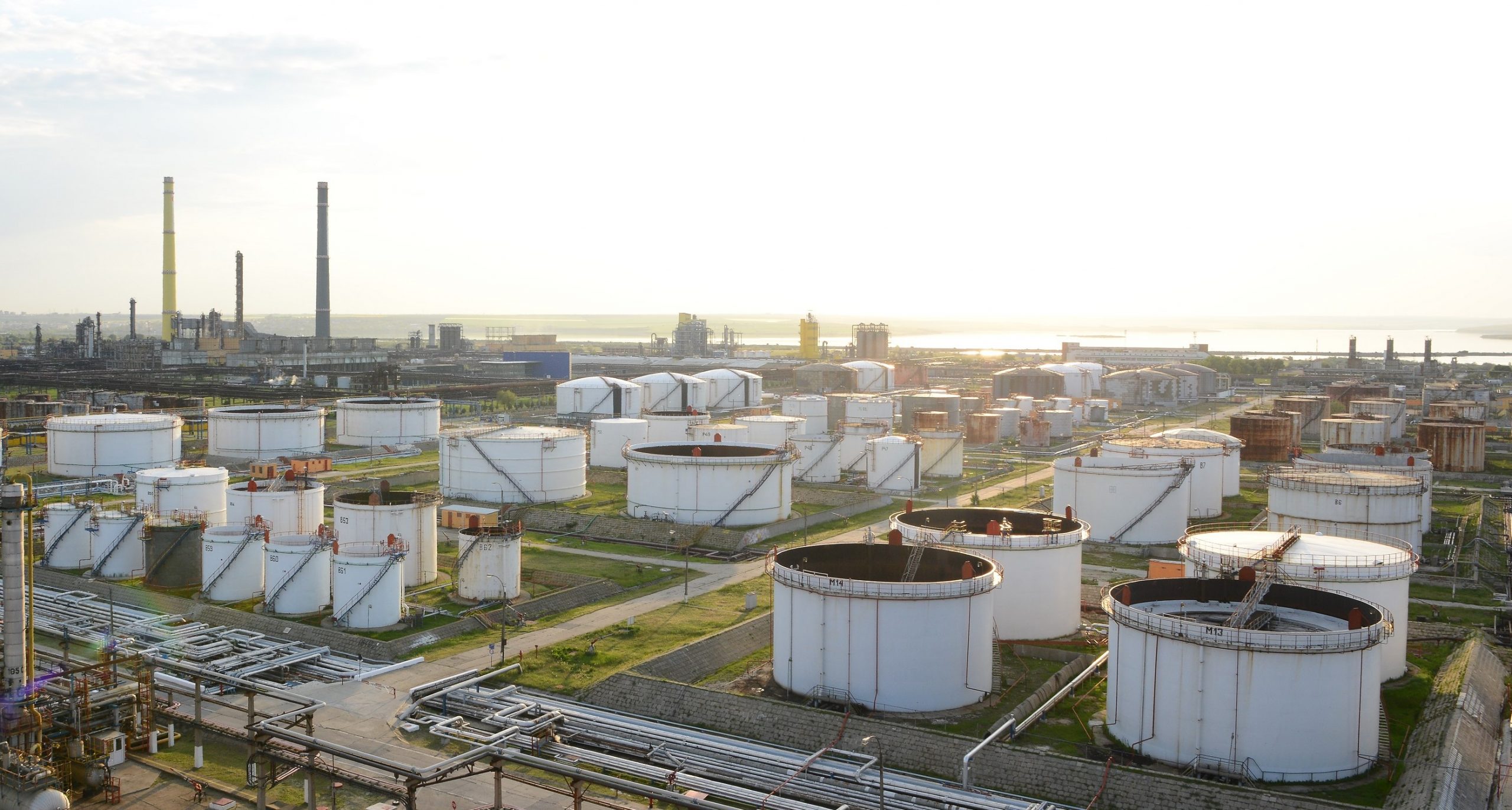 Rompetrol Rafinare investește în capacitățile de stocare din ...