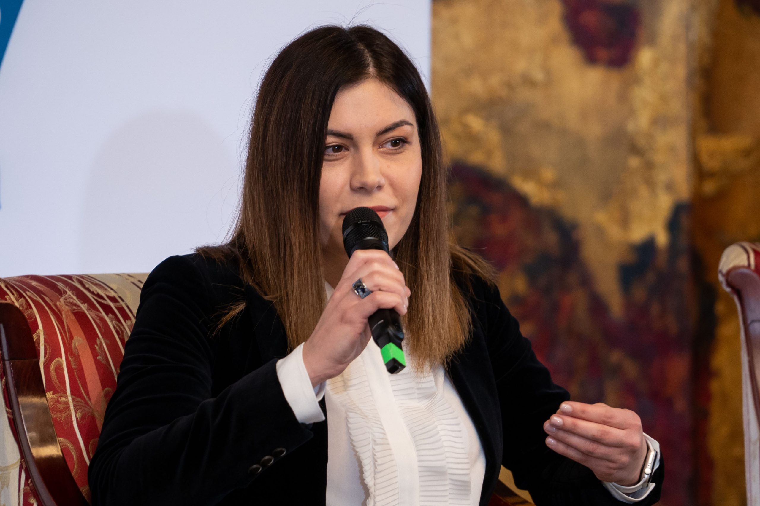 Cristina Prună: Soluția pentru criza prețurilor din piața de ...
