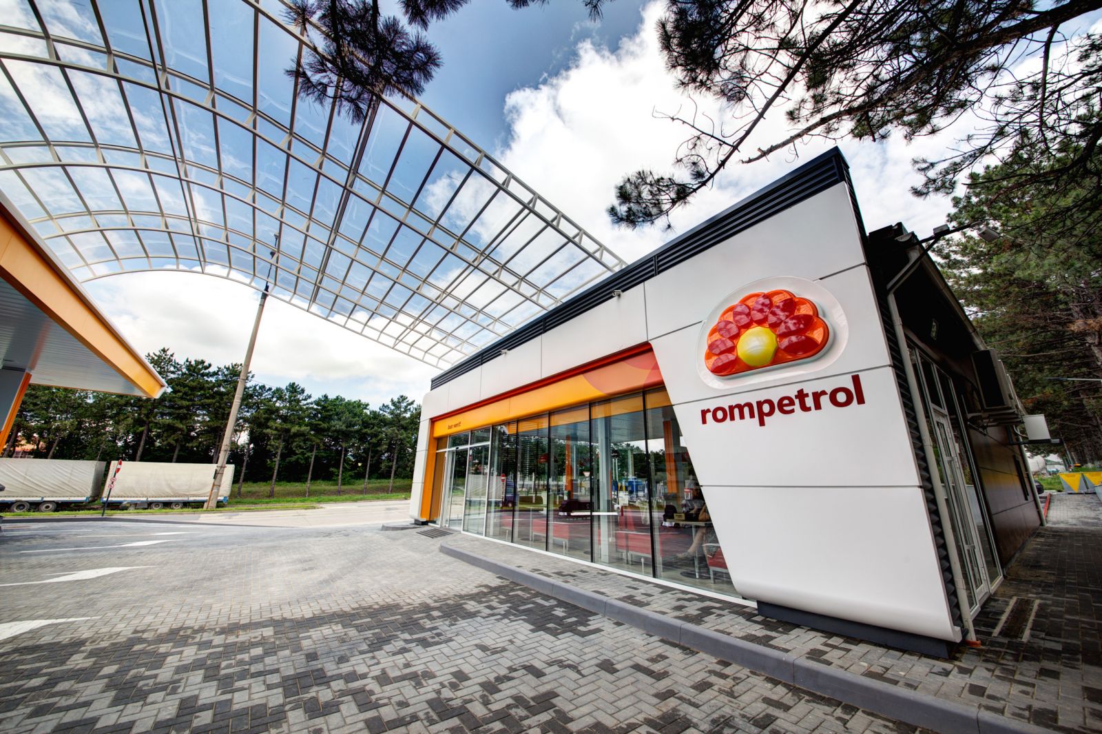 Rompetrol, 20 de ani de activitate în Republica Moldova • InvesTenergy